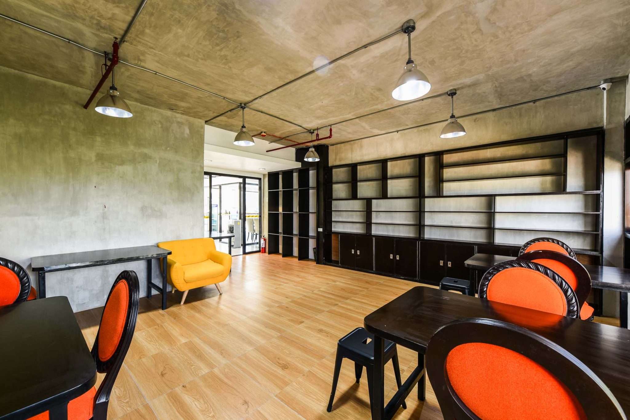 Travelbee Seaside Inn